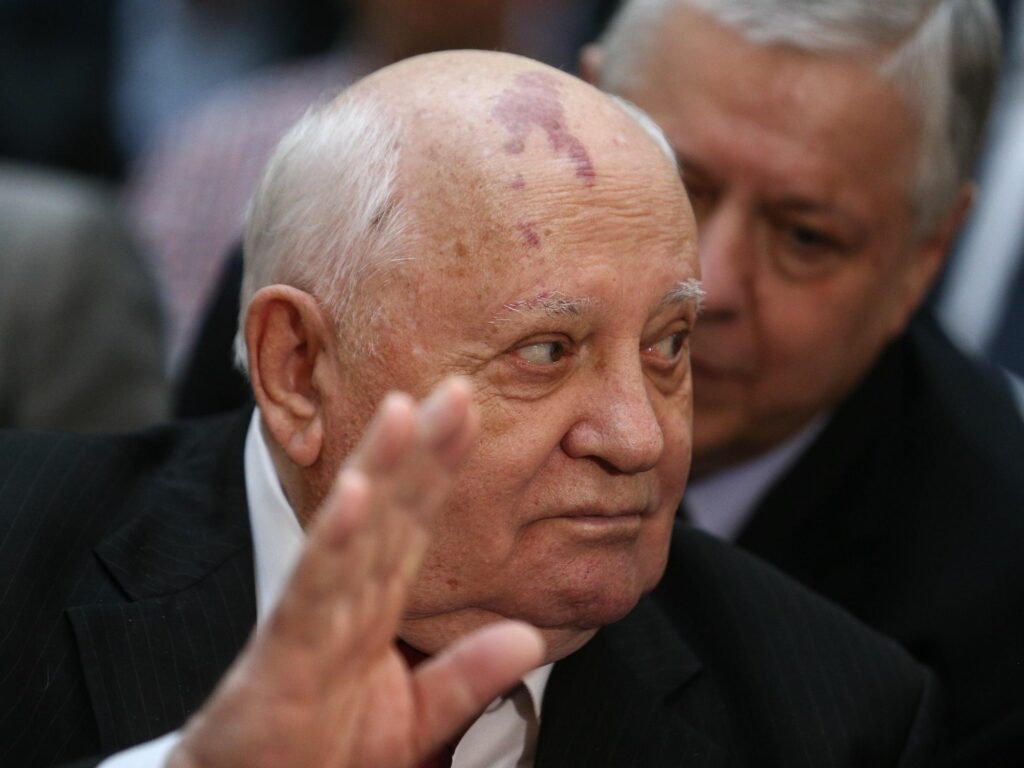 Goodbye Mr. Perestroika: World's Front Pages Bid Adieu To Mikhail Gorbachev