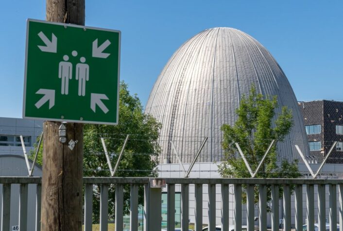 Is It Time For A German Nuclear Bomb?