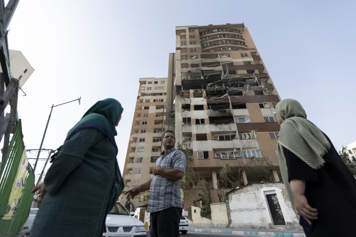 How Steve Jobs Changed Our Lives, Around The World - Worldcrunch